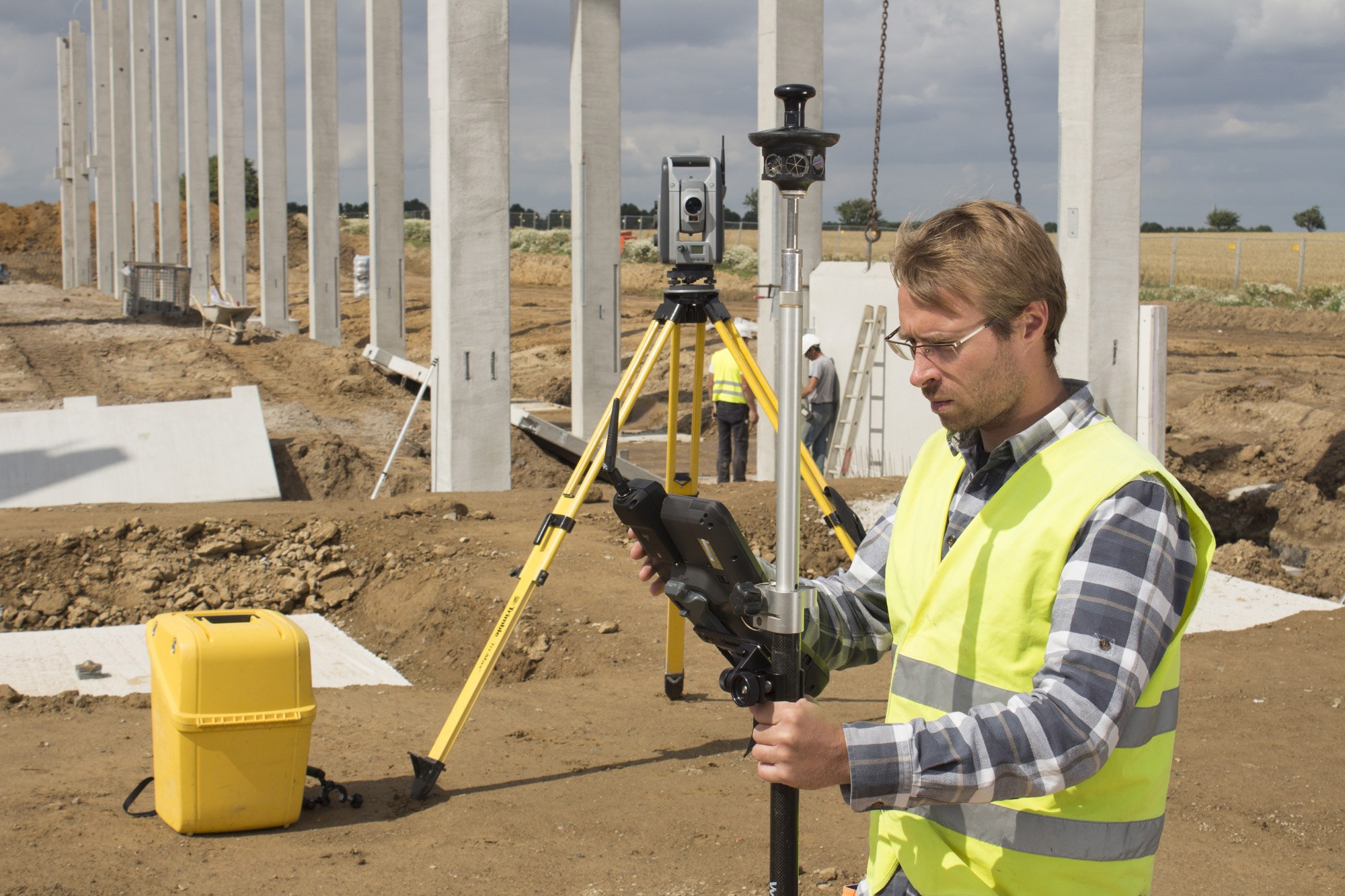 Pryzmaty geodezyjne - przegląd modeli. Jaki pryzmat wybrać? - Sklep ...